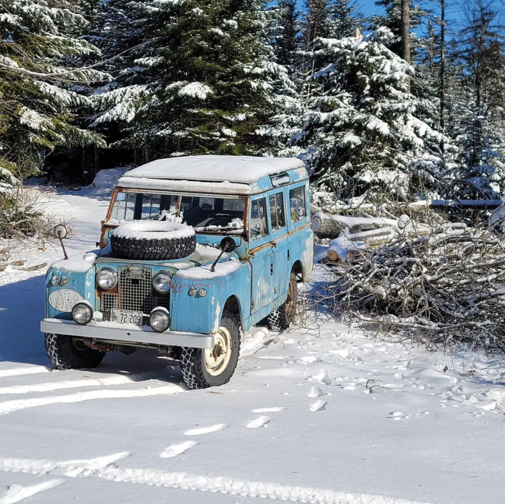 Rovers Magazine: America's Largest Land Rover Publication