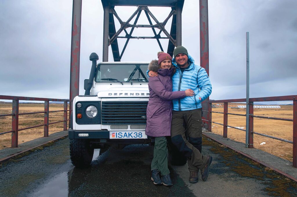 Rovers Magazine: America's Largest Land Rover Publication